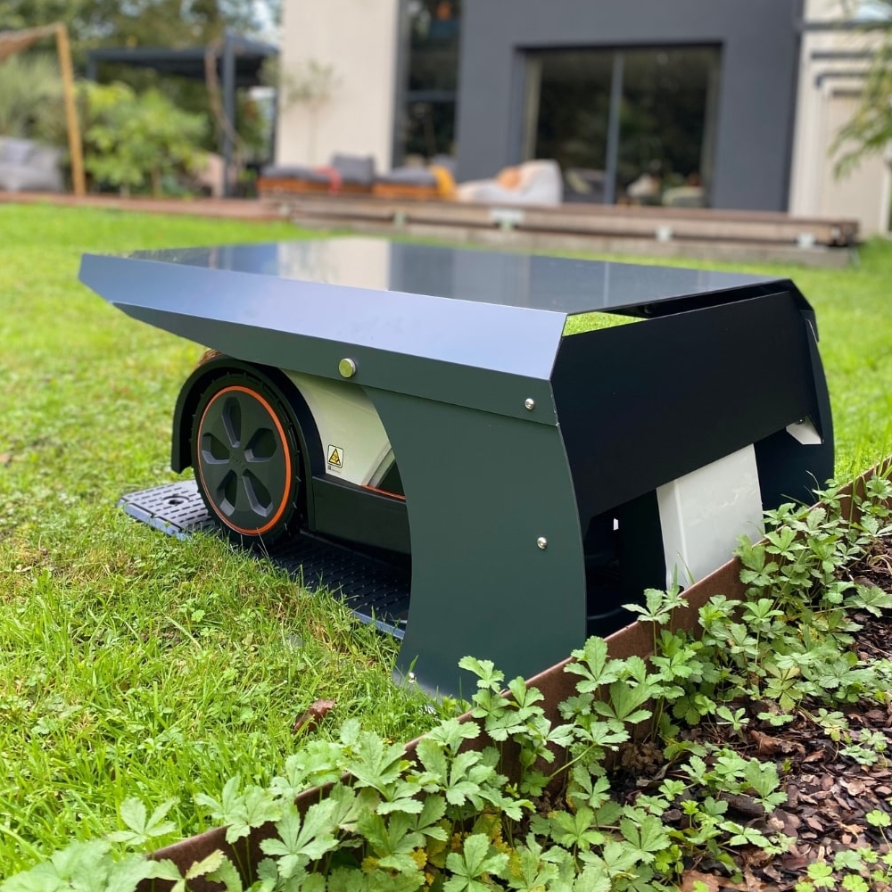 ROBOT PROTECT XL V2, multi brands garage for robotic lawn mower | Garden equipment